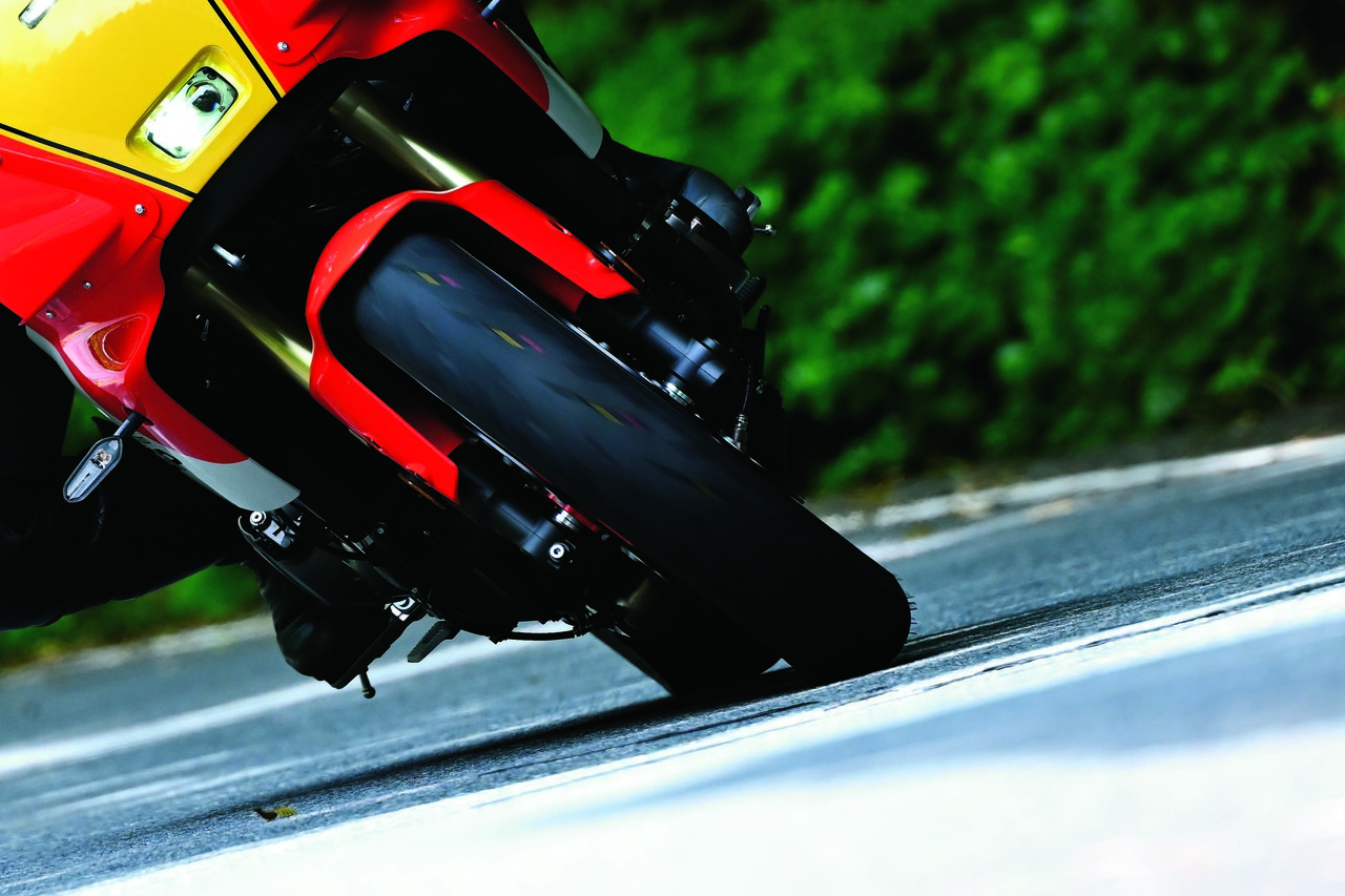 レインモードを使いこなす電子制御活用術 - BikeJIN WEB