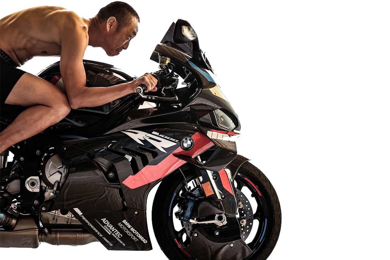 【青木宣篤流フィジカルトレーニング：01】このオフシーズン中に走れる身体を作ろう！【ファイヤーハイドラント／スライディングサイドランジ／etc】 - BikeJIN WEB